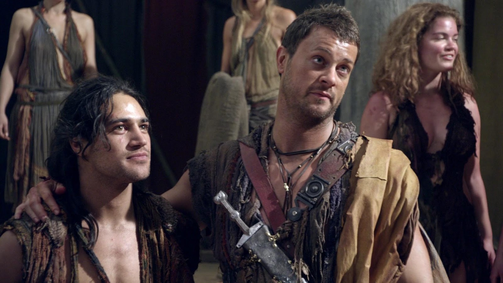 Pana Hema Taylor and Daniel Feuerriegel kissing in Spartacus: Vengeance ...